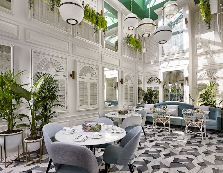 100 Queen’s Gate Hotel Kensington London | Curio Collection by Hilton