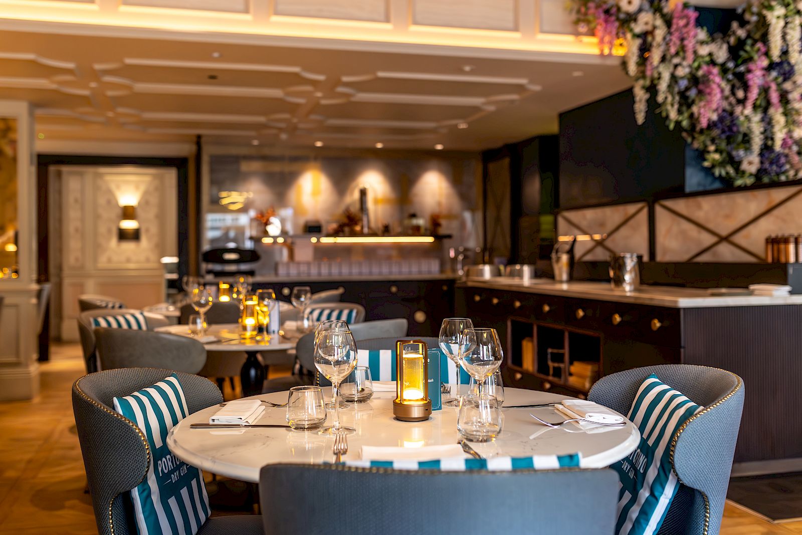 Delicious Breakfast at Cento Restaurant | 100 Queen's Gate Hotel